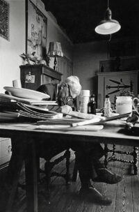 BIOGRAFIE – Max von Moos